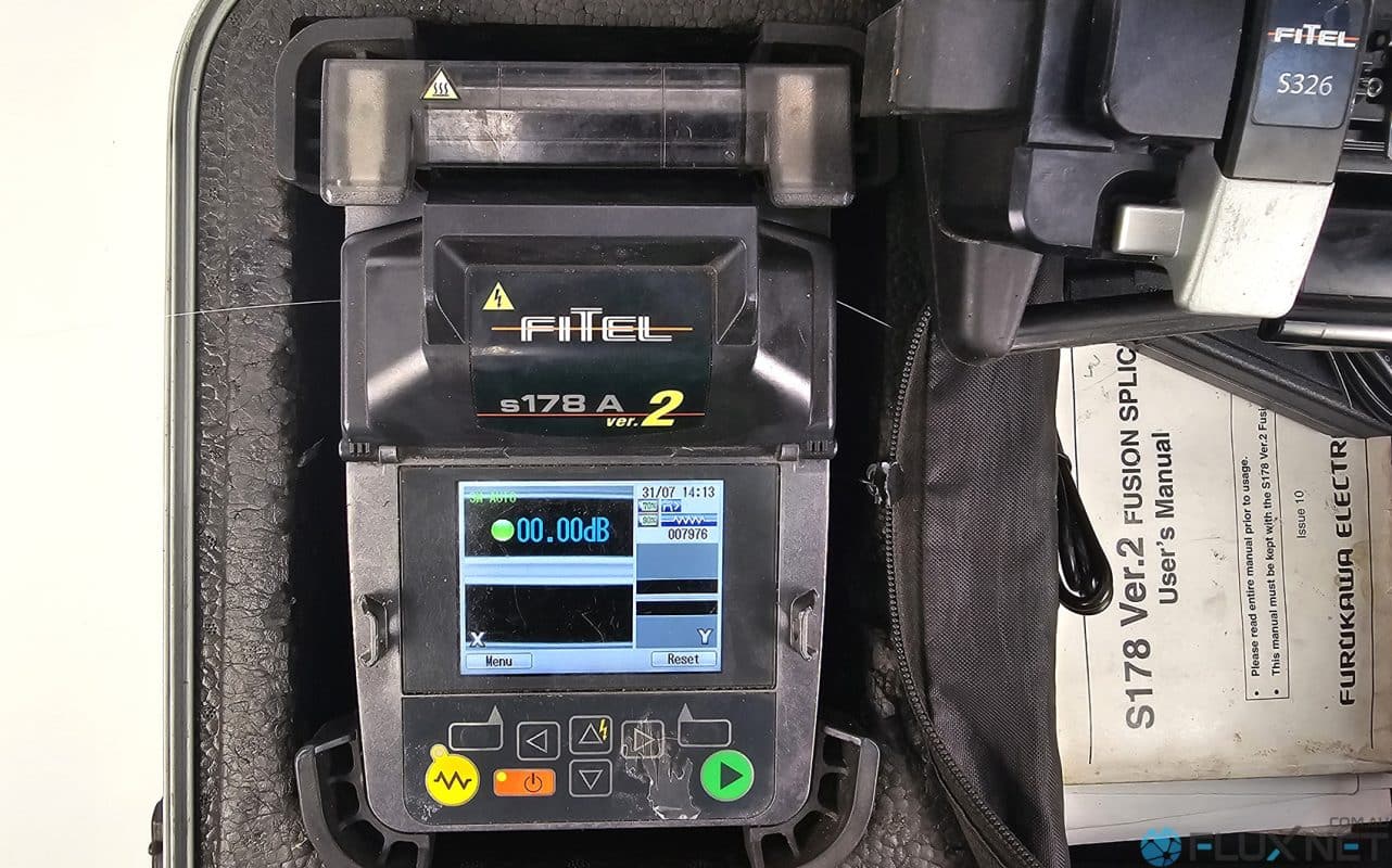 FiTel S-178A V2 Core Alignment Fibre Fusion Splicer