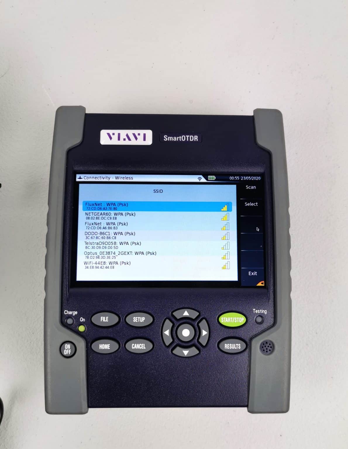 Viavi E126A SmartOTDR SM Fiber OTDR With VFL And Wireless 1310/1550nm